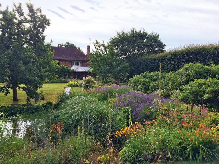 Kentish Farm House | Marian Boswall Landscape Architects